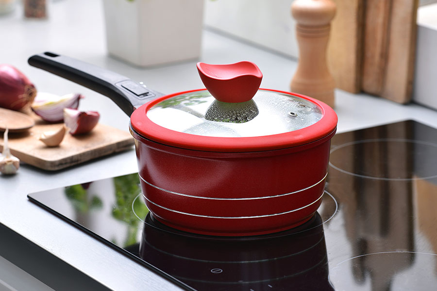 Comment nettoyer une casserole brûlée ? Conseils Pradel France Comment nettoyer une casserole brûlée ? Conseils Pradel France