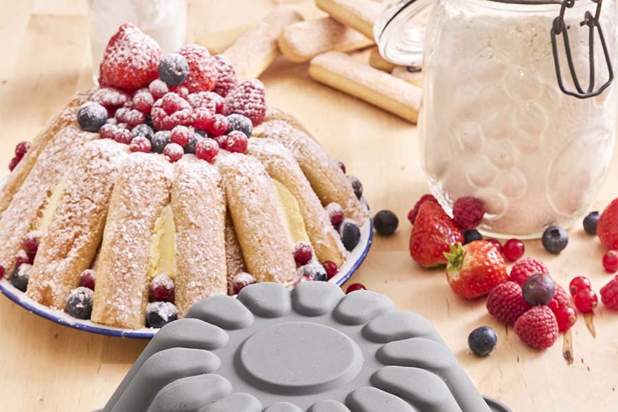 Charlotte aux fruits rouges | Recette Pradel France